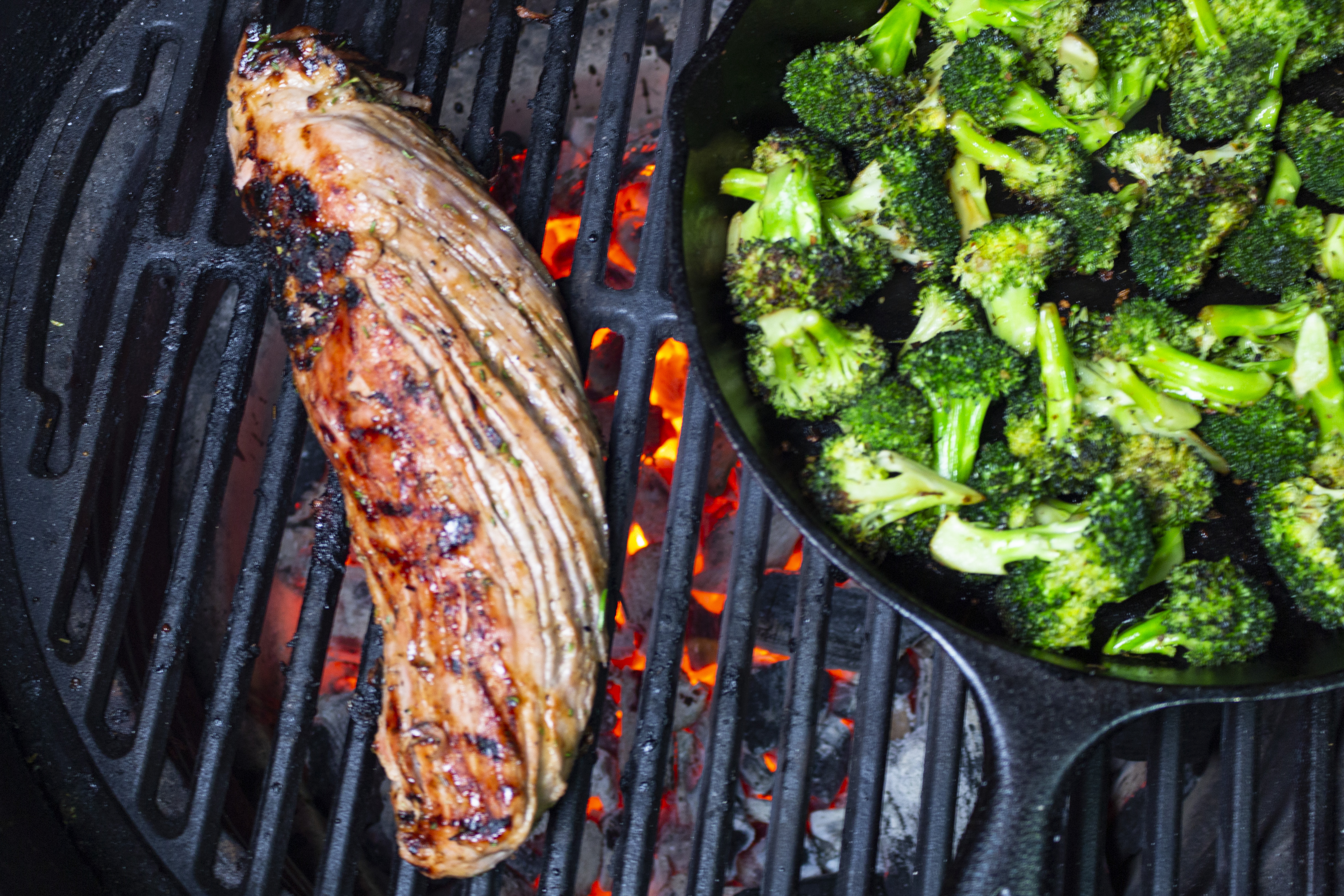 bourbon-maple-pork-tenderloin – Foodie Fox